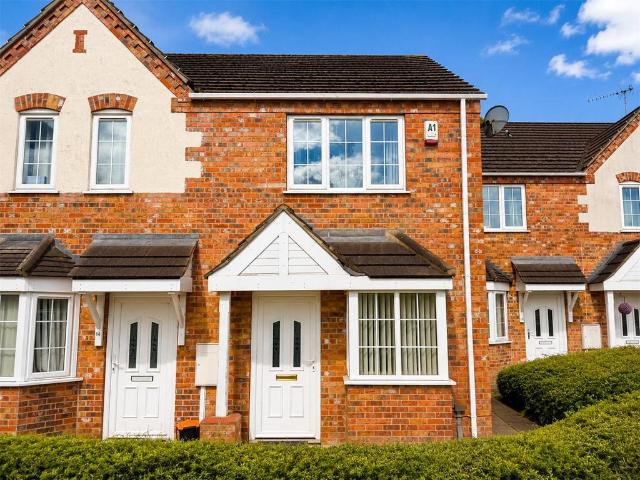 2 bedroom terraced house for sale