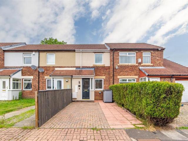2 bedroom terraced house for sale