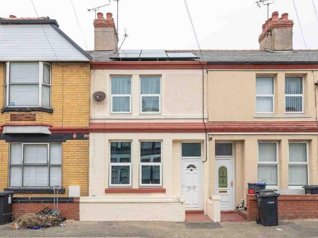 2 bedroom terraced house for sale