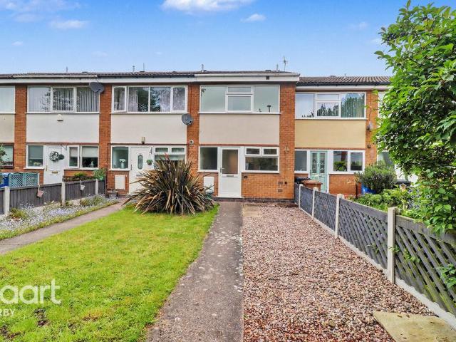 2 bedroom terraced house for sale