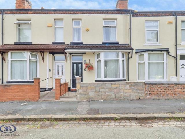 3 bedroom terraced house for sale