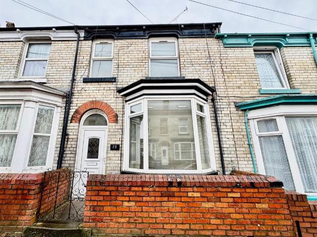 2 bedroom terraced house for sale