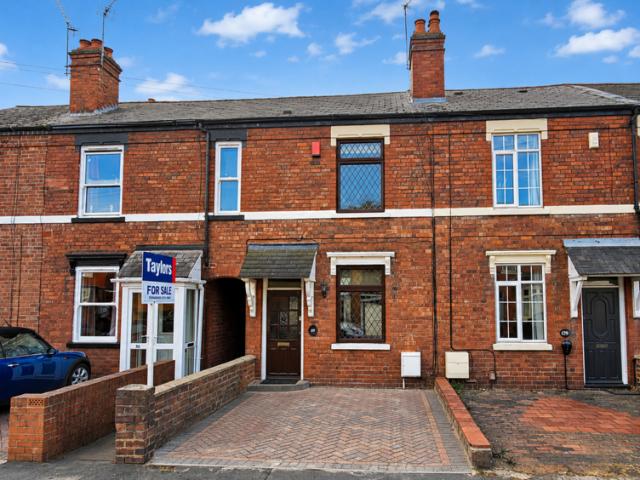 2 bedroom terraced house for sale