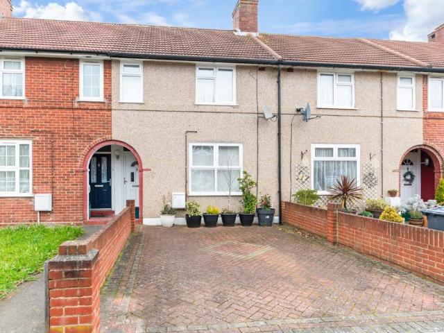 2 bedroom terraced house for sale