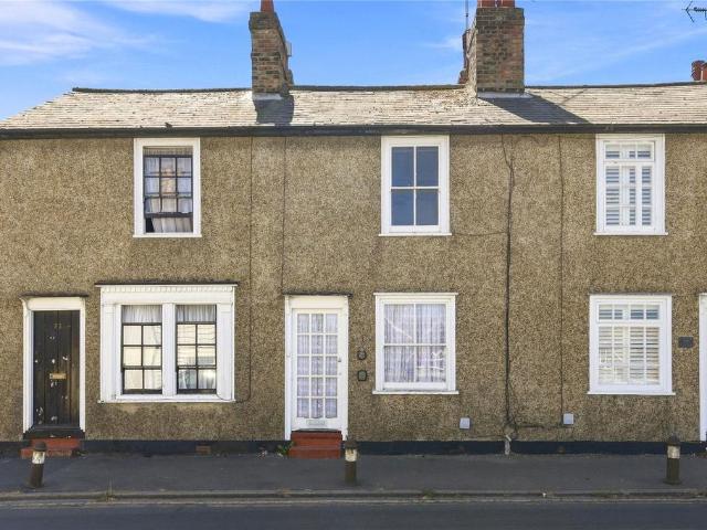 2 bedroom terraced house for sale
