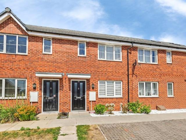 2 bedroom terraced house for sale