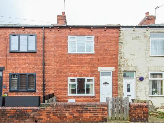 2 bedroom terraced house for sale