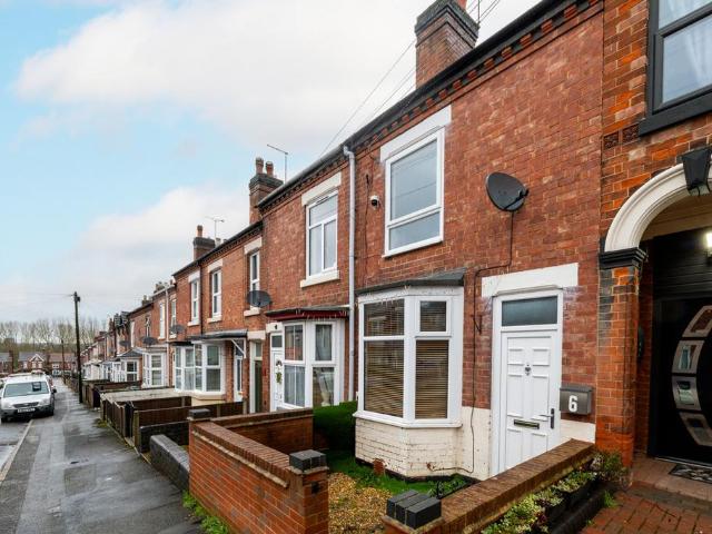 2 bedroom terraced house for sale