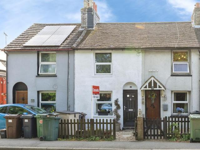 2 bedroom terraced house for sale