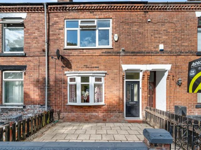 2 bedroom terraced house for sale