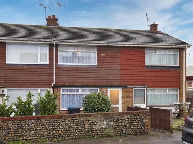 2 bedroom terraced house for sale