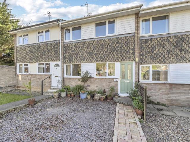 2 bedroom terraced house for sale