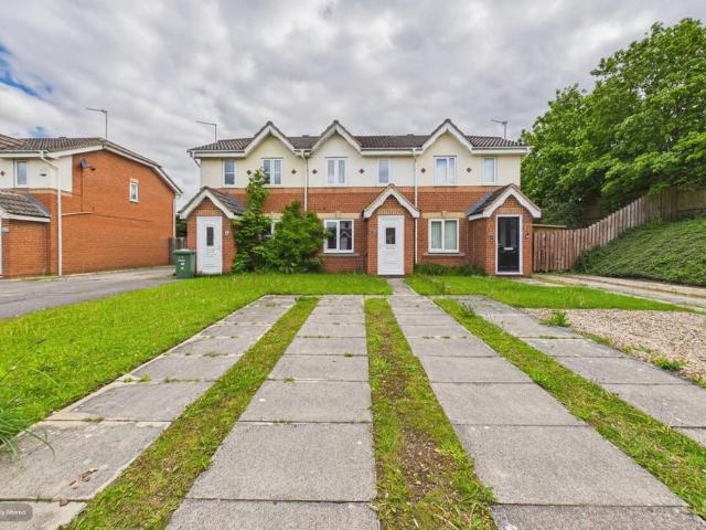 2 bedroom terraced house for sale