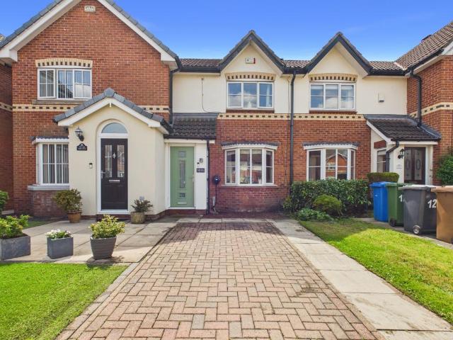 2 bedroom terraced house for sale