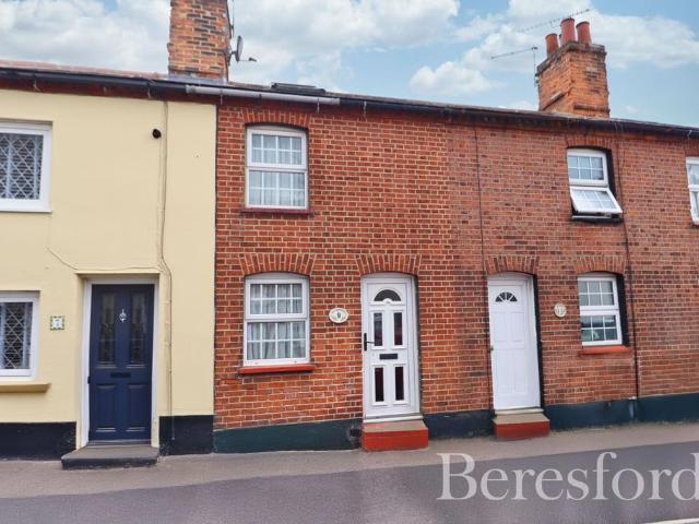 2 bedroom terraced house for sale