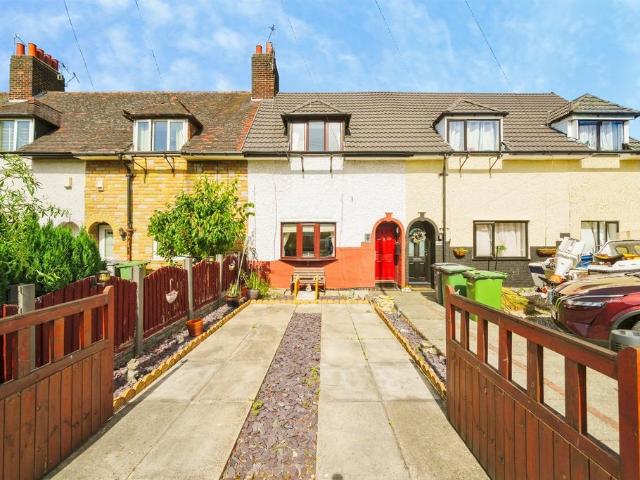 2 bedroom terraced house for sale