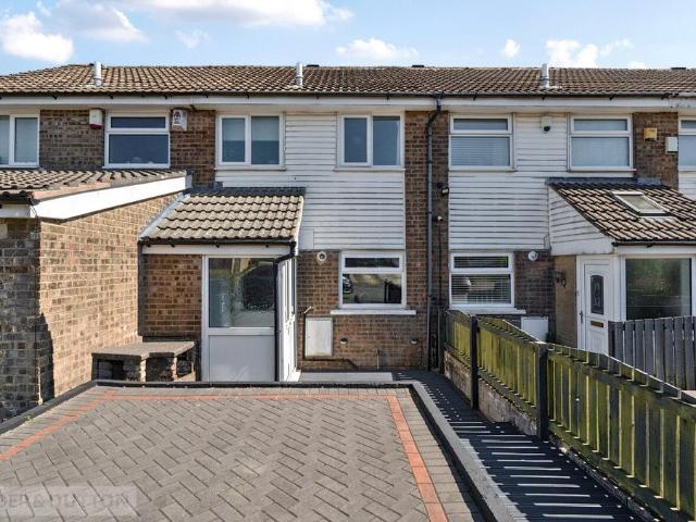 2 bedroom terraced house for sale