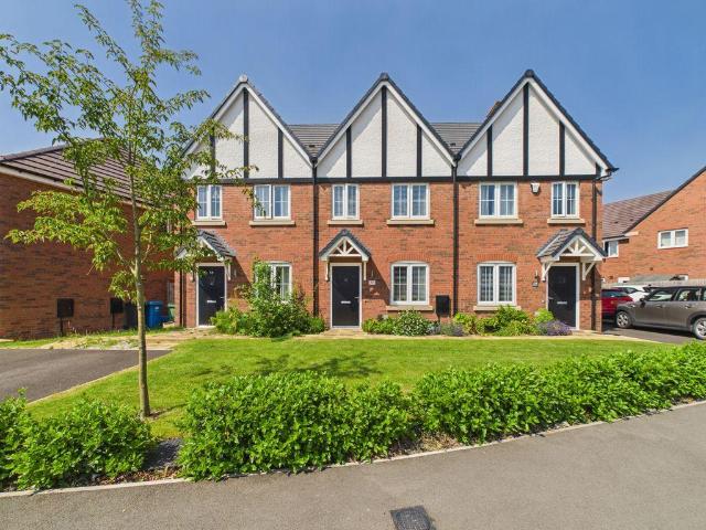 2 bedroom terraced house for sale