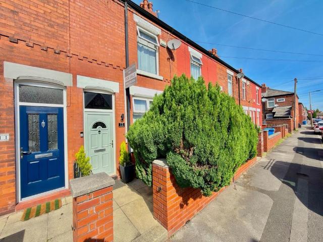 2 bedroom terraced house for sale