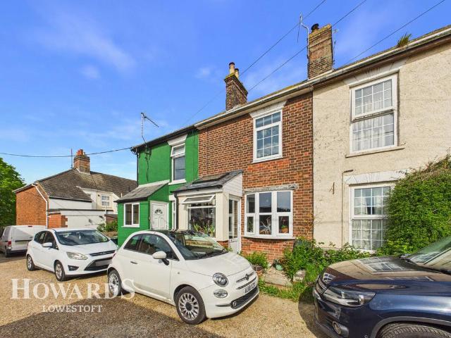 2 bedroom terraced house for sale