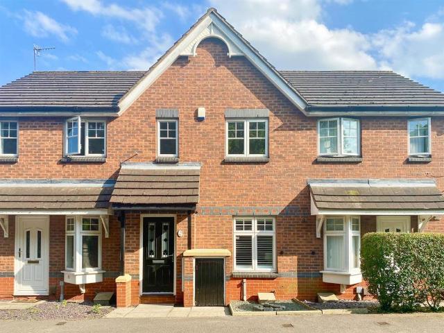 2 bedroom terraced house for sale