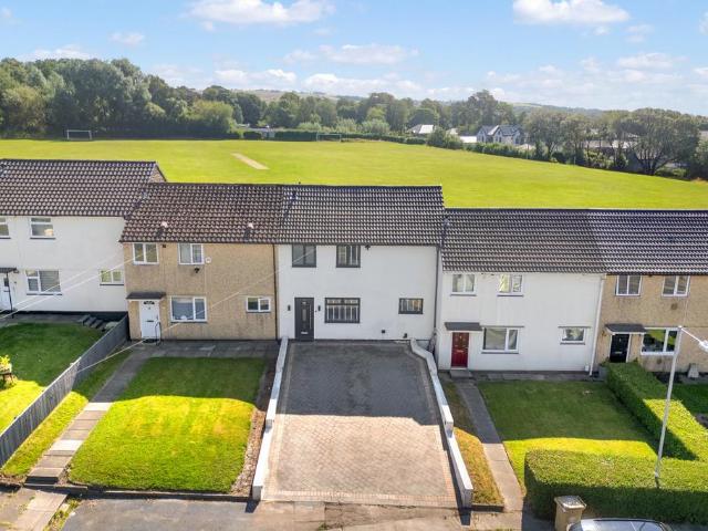 2 bedroom townhouse for sale