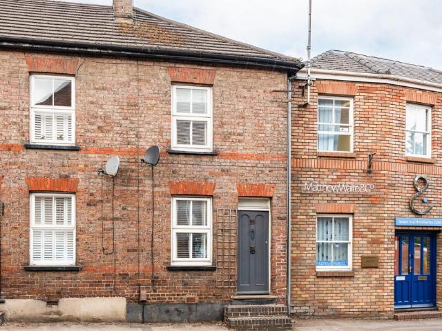 2 bedroom terraced house for sale