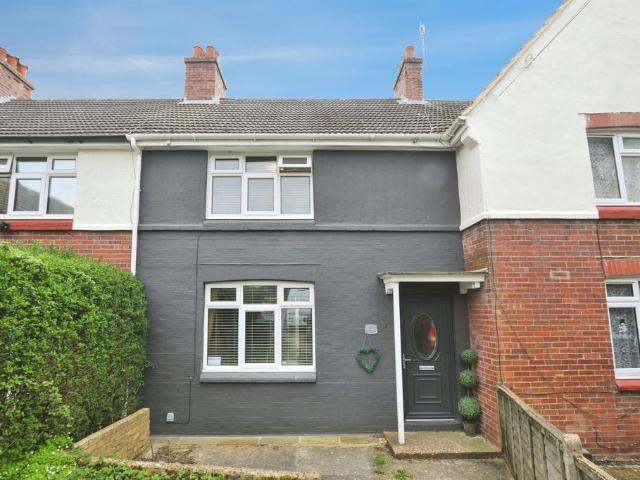 2 bedroom terraced house for sale