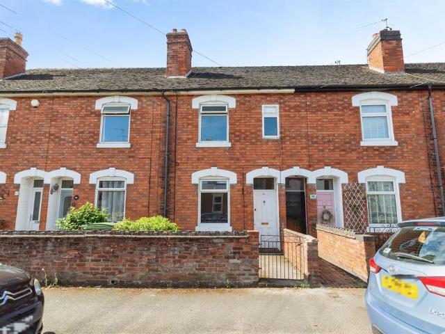 2 bedroom terraced house for sale