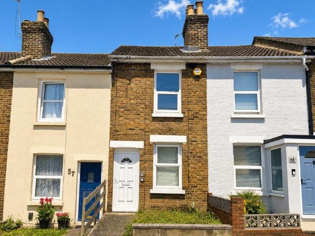 2 bedroom terraced house for sale