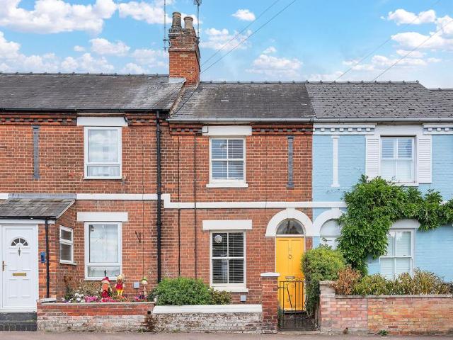 2 bedroom terraced house for sale