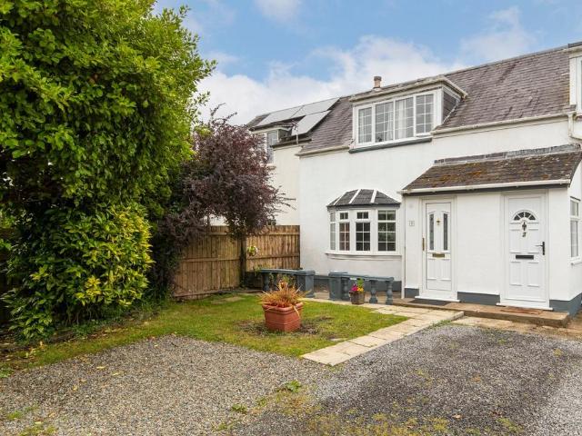 2 bedroom terraced house for sale