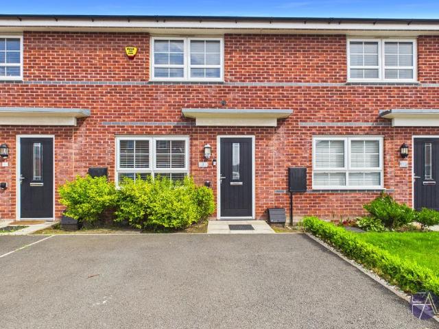 2 bedroom terraced house for sale