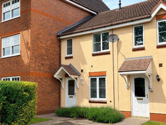 2 bedroom terraced house for sale