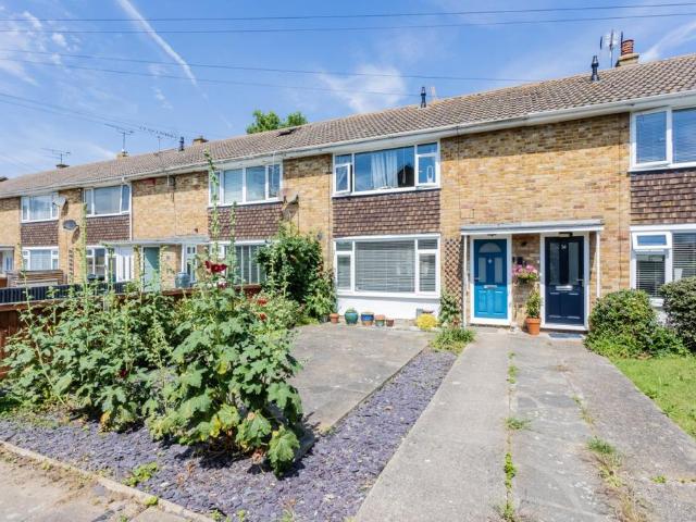 2 bedroom terraced house for sale