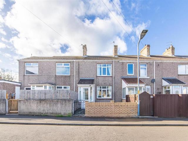 2 bedroom terraced house for sale