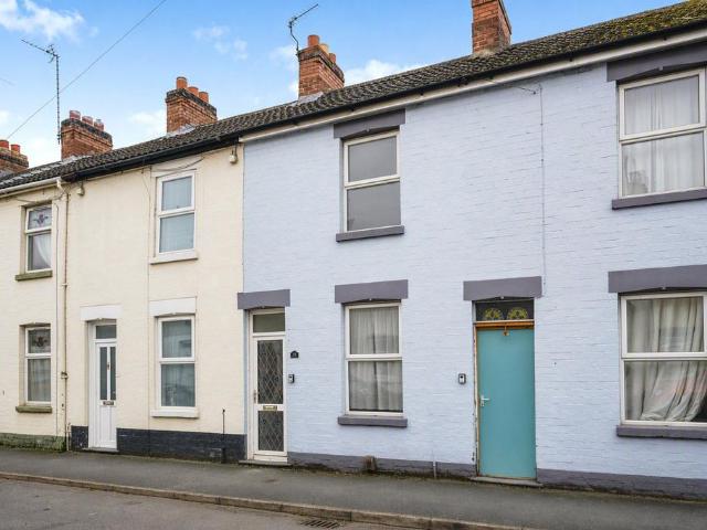 2 bedroom terraced house for sale