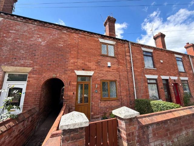 2 bedroom terraced house for sale