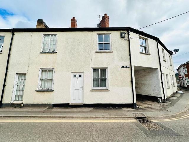 2 bedroom terraced house for sale