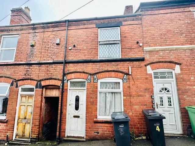 2 bedroom terraced house for sale