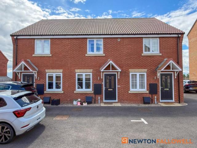 2 bedroom terraced house for sale