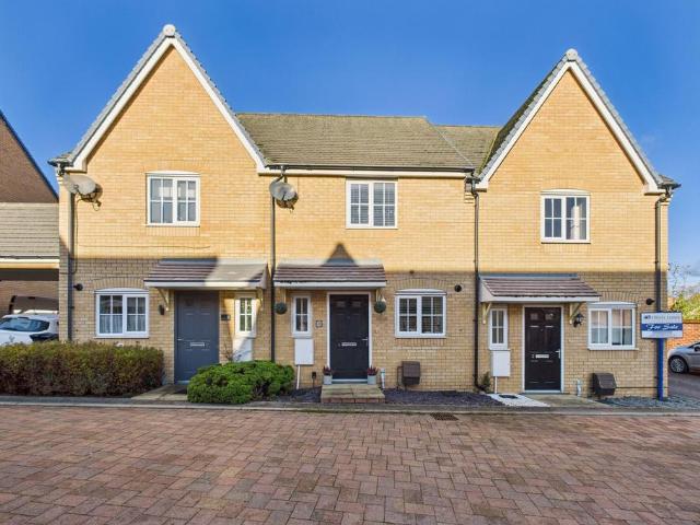 2 bedroom terraced house for sale