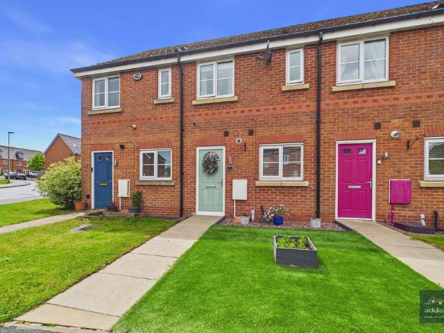 2 bedroom terraced house for sale