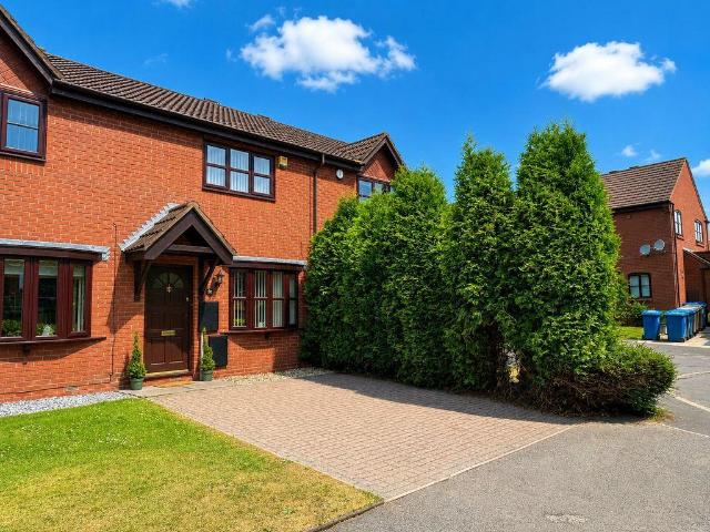 2 bedroom terraced house for sale