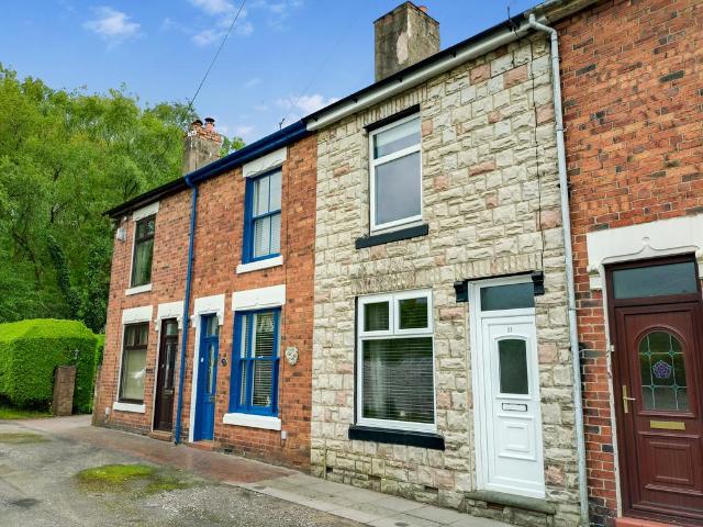 2 bedroom terraced house for sale