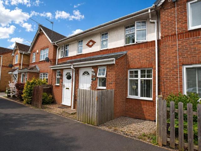 2 bedroom terraced house for sale