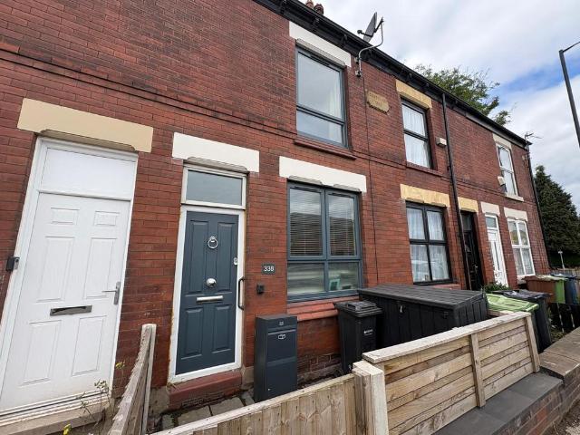 2 bedroom terraced house for sale