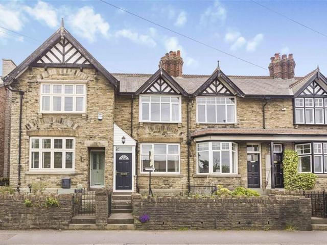 2 bedroom terraced house for sale