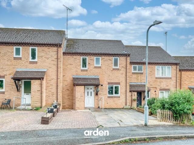 2 bedroom terraced house for sale