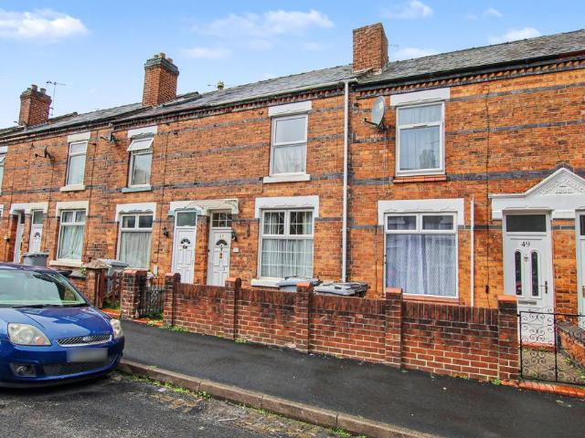 2 bedroom terraced house for sale